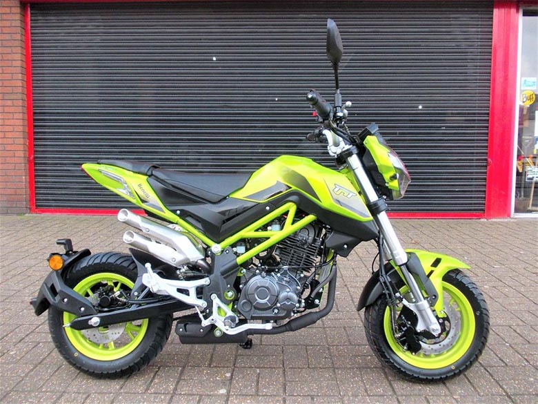Benelli Tnt Naked Bike Review Specs Bikes Catalog My XXX Hot Girl