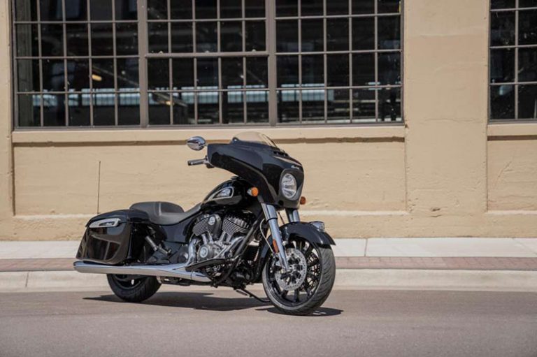 Indian 2021 Chieftain Bagger - Review Price Specs