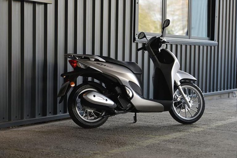 2021 SH Mode 125 Honda Scooter - Review Specs