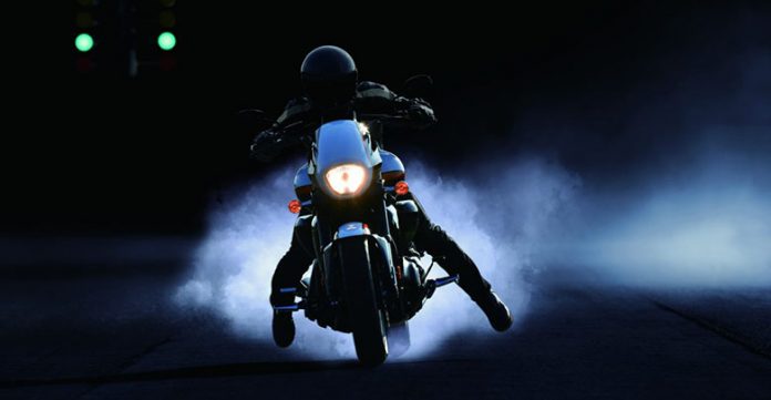 2021 Suzuki Boulevard M109R BOSS Cruisers - Review Price Specs