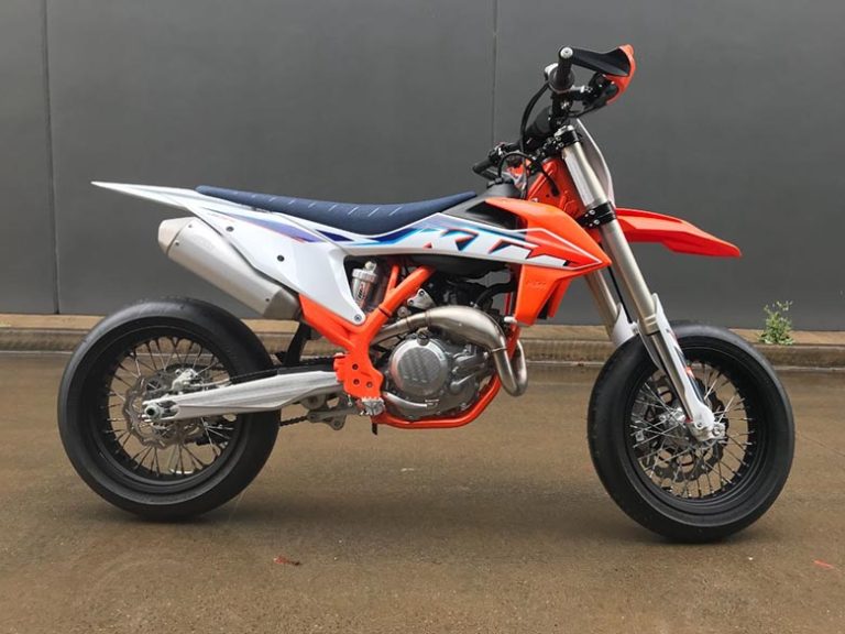2022 KTM 450 SMC R Supermoto - Review Price Specs