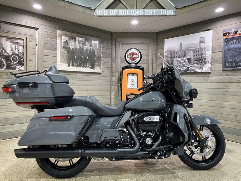 Harley-Davidson 2022 Ultra Limited Touring Motorcycle - Review