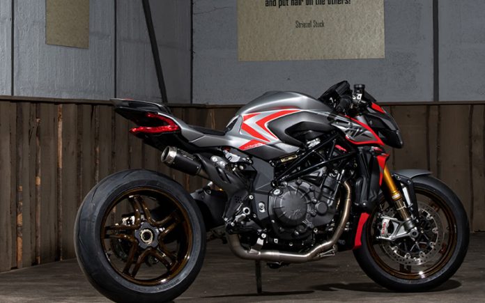MV Agusta 2022 Brutale 1000 Nurburgring Naked Bike - Review